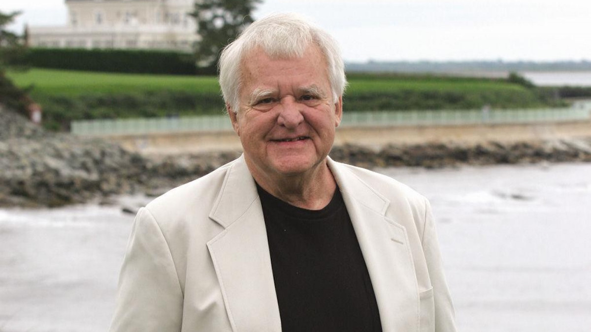 DePauw remembers John Jakes ’53, prodigious author and loyal alum ...